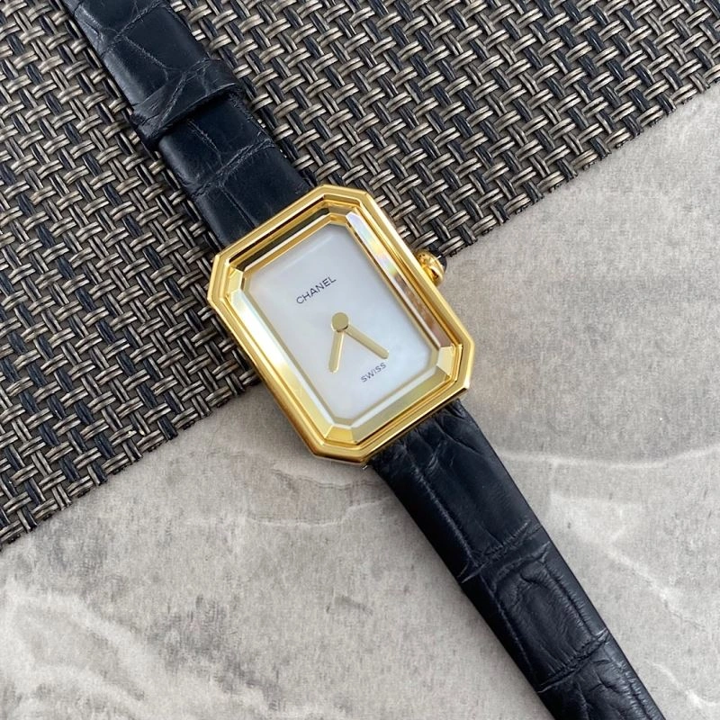 Cut-rate CHANEL Watches