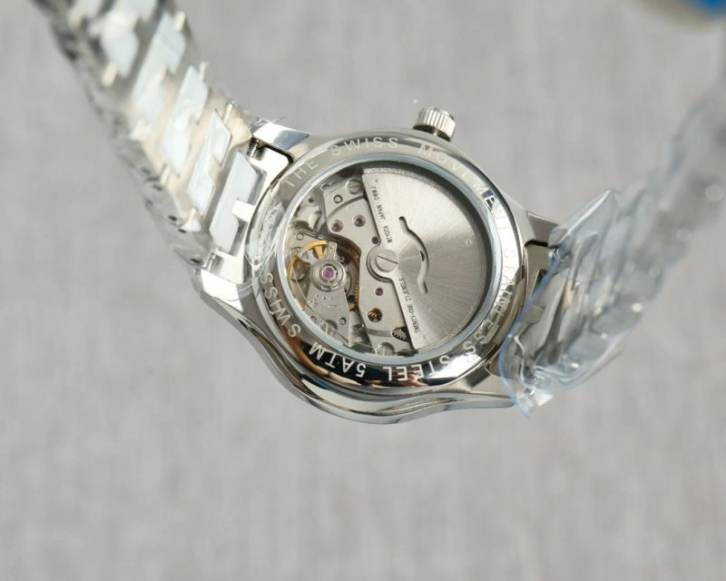 Accurate model CHANEL Watches