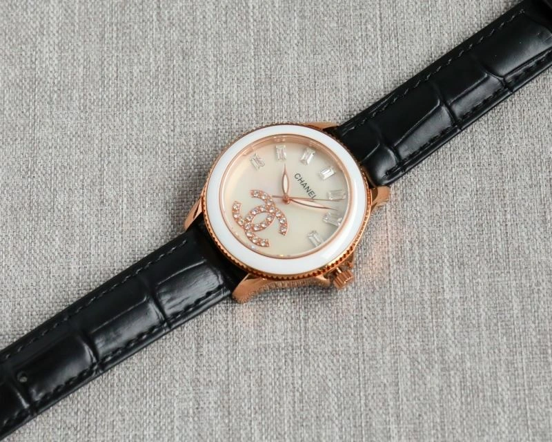Accurate model CHANEL Watches