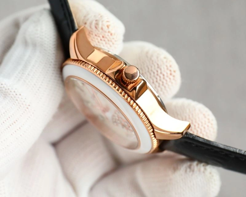 Accurate model CHANEL Watches