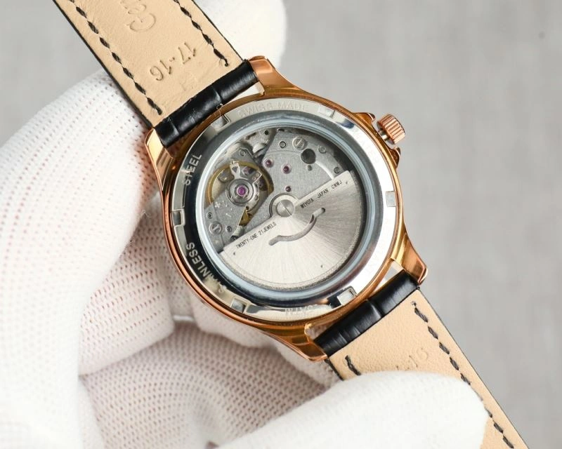 Accurate model CHANEL Watches