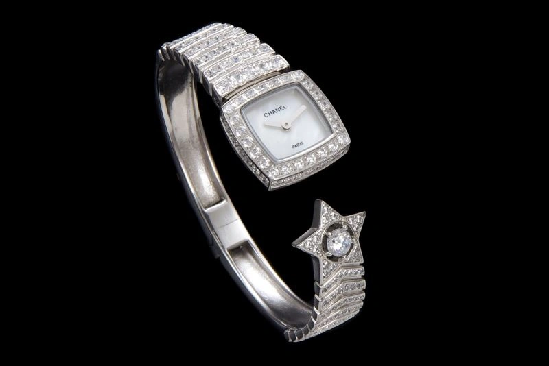 Official CHANEL Watches