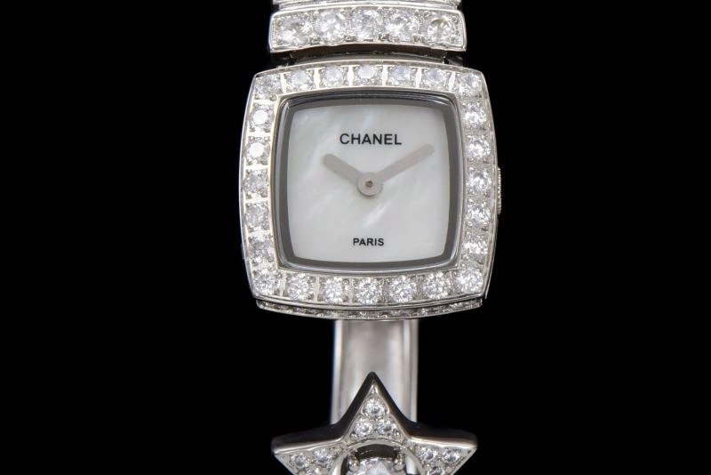 Official CHANEL Watches
