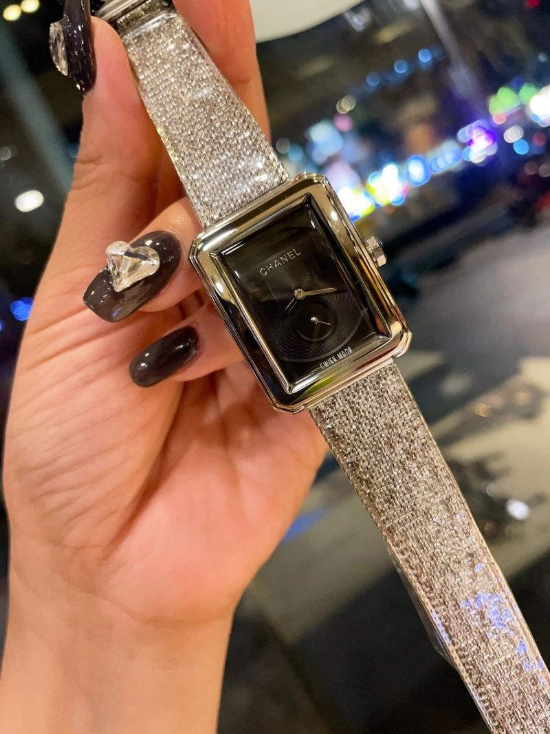 Official CHANEL Watches