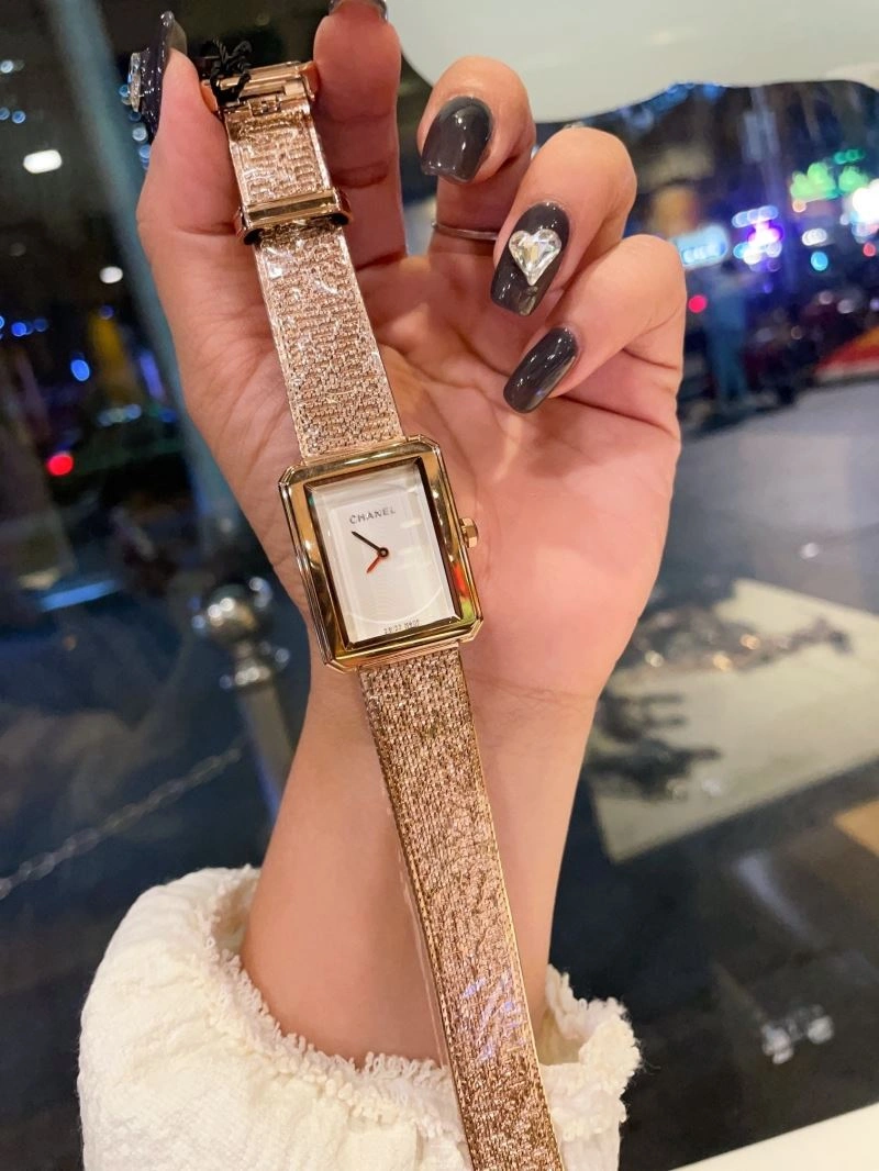 Official CHANEL Watches