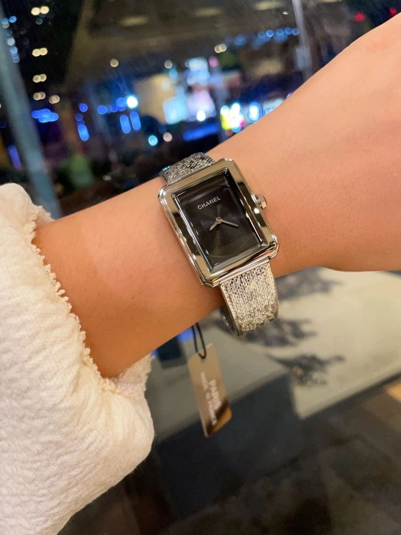 Official CHANEL Watches