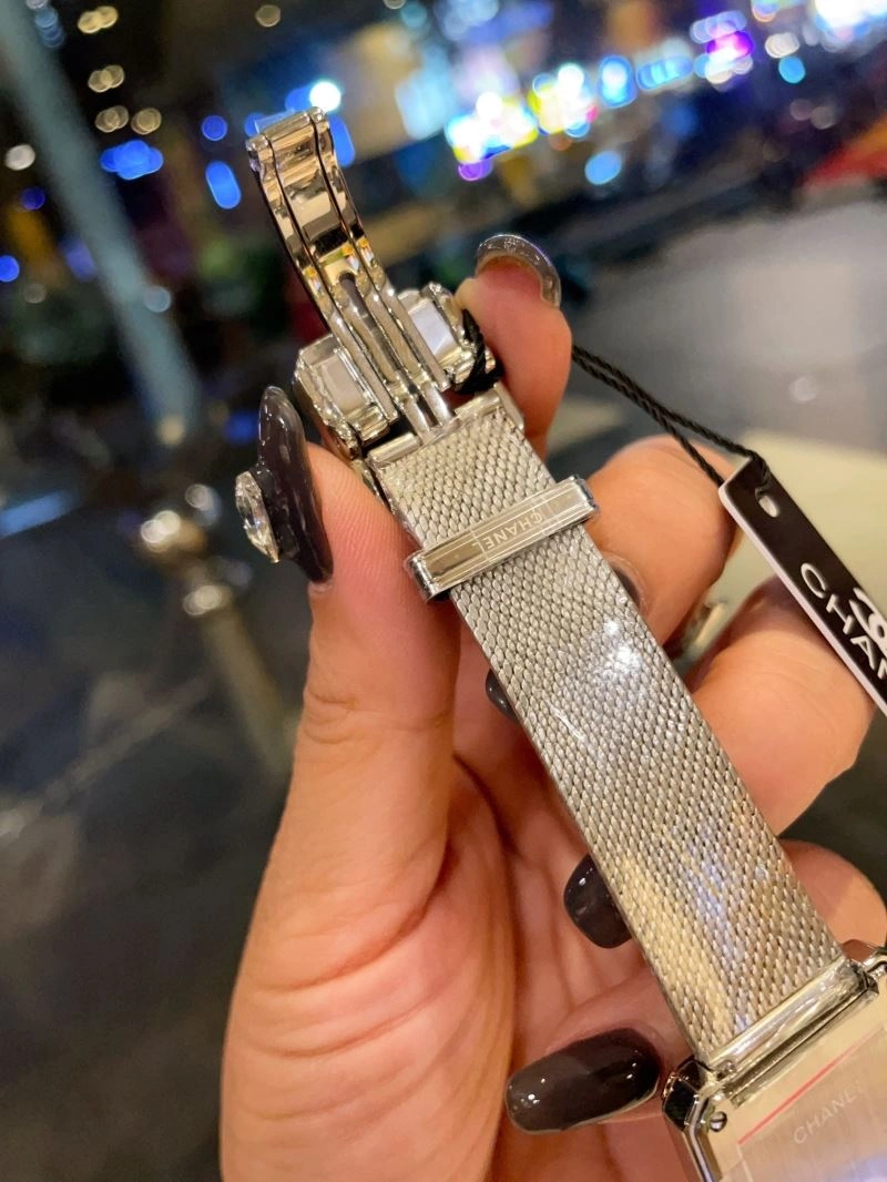 Official CHANEL Watches