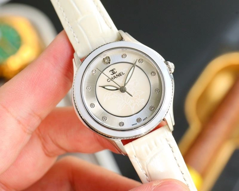 Cut-rate CHANEL Watches