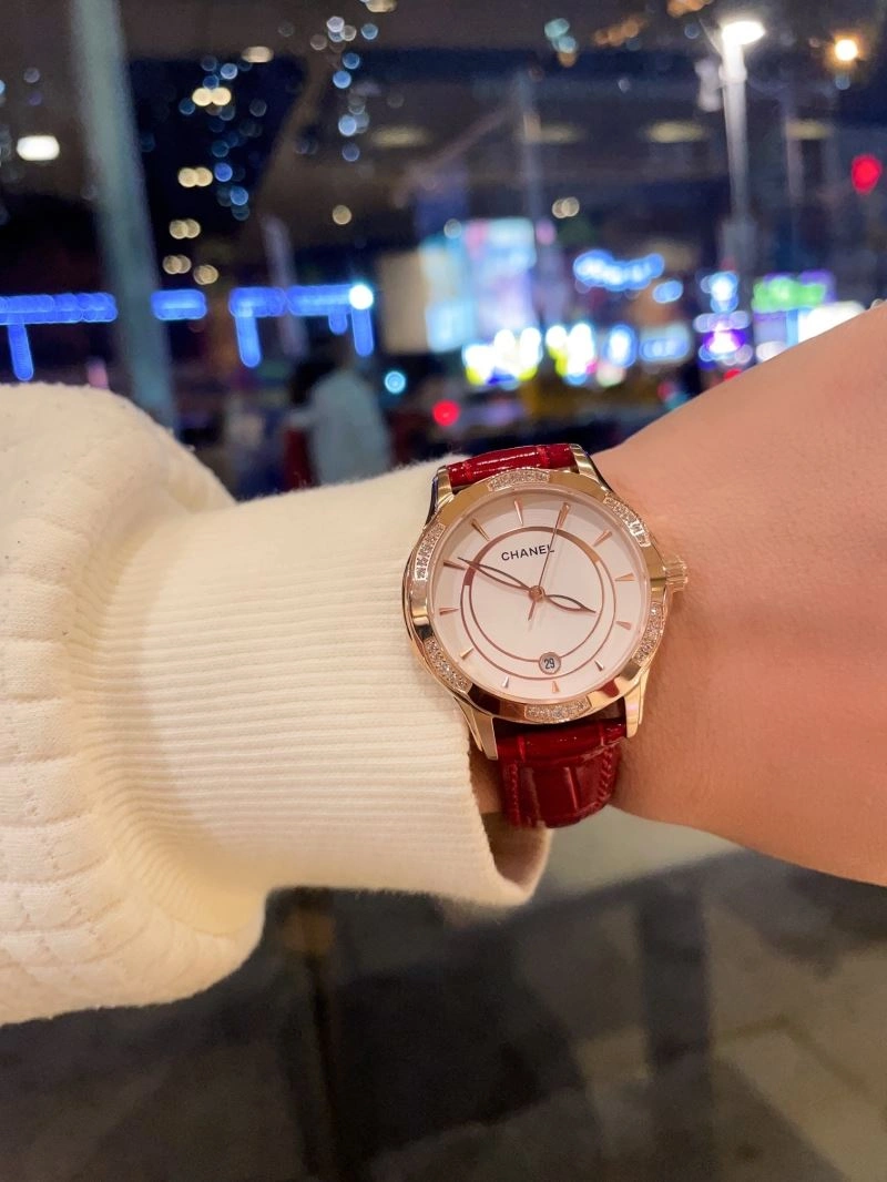 Bargain CHANEL Watches