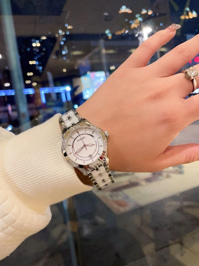 Economical CHANEL Watches