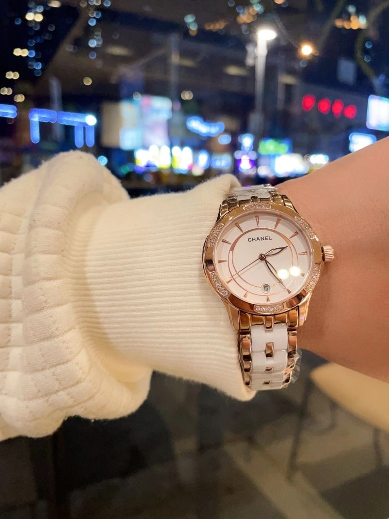 Economical CHANEL Watches