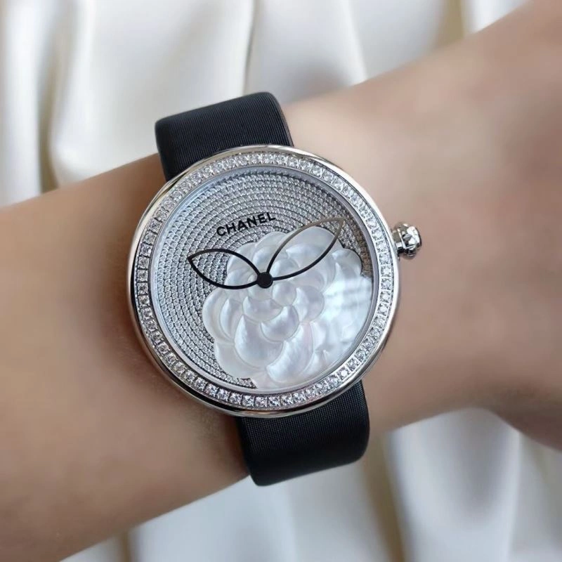 Top mirror CHANEL Watches