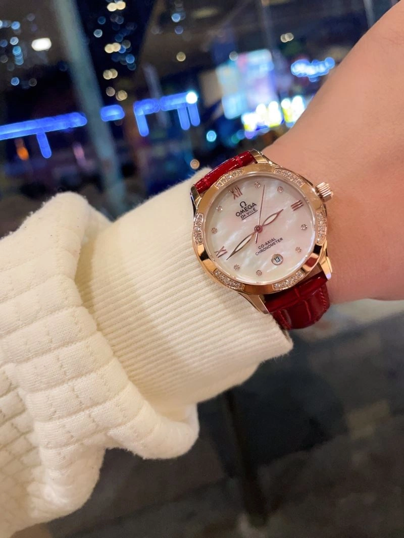 Top mirror CHANEL Watches