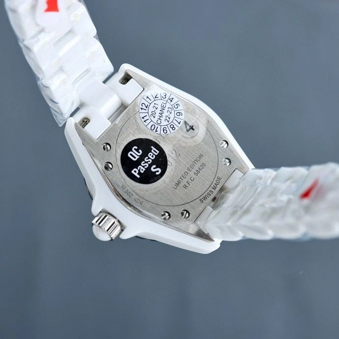 Cut-rate CHANEL Watches