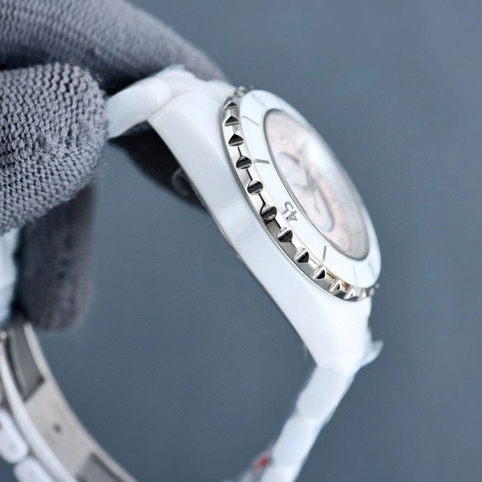 Economical CHANEL Watches