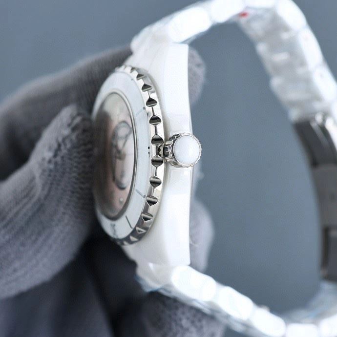 Economical CHANEL Watches