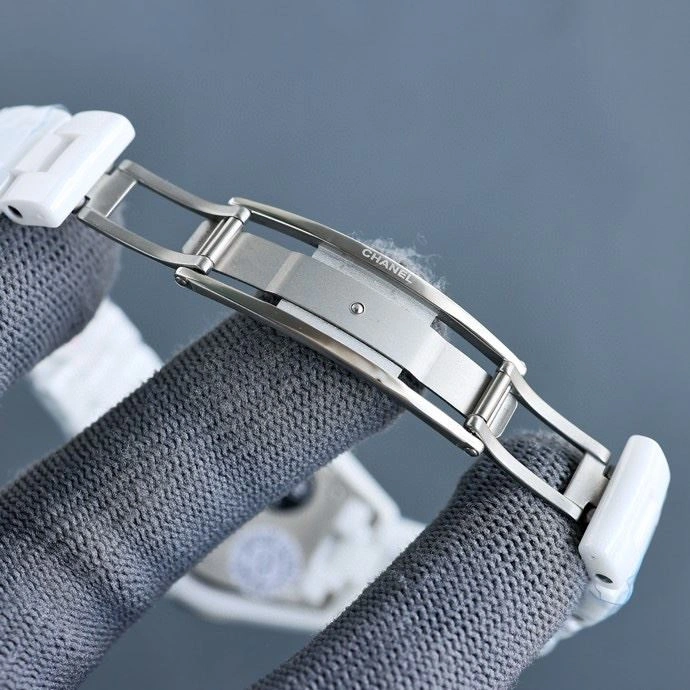 Economical CHANEL Watches