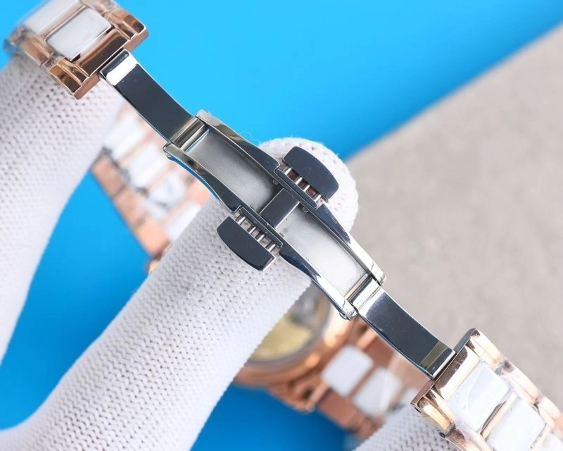 Accurate model CHANEL Watches
