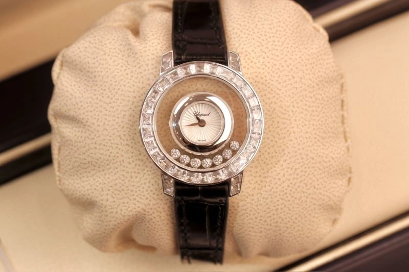 Brand-authenticated CHOPARD Watches