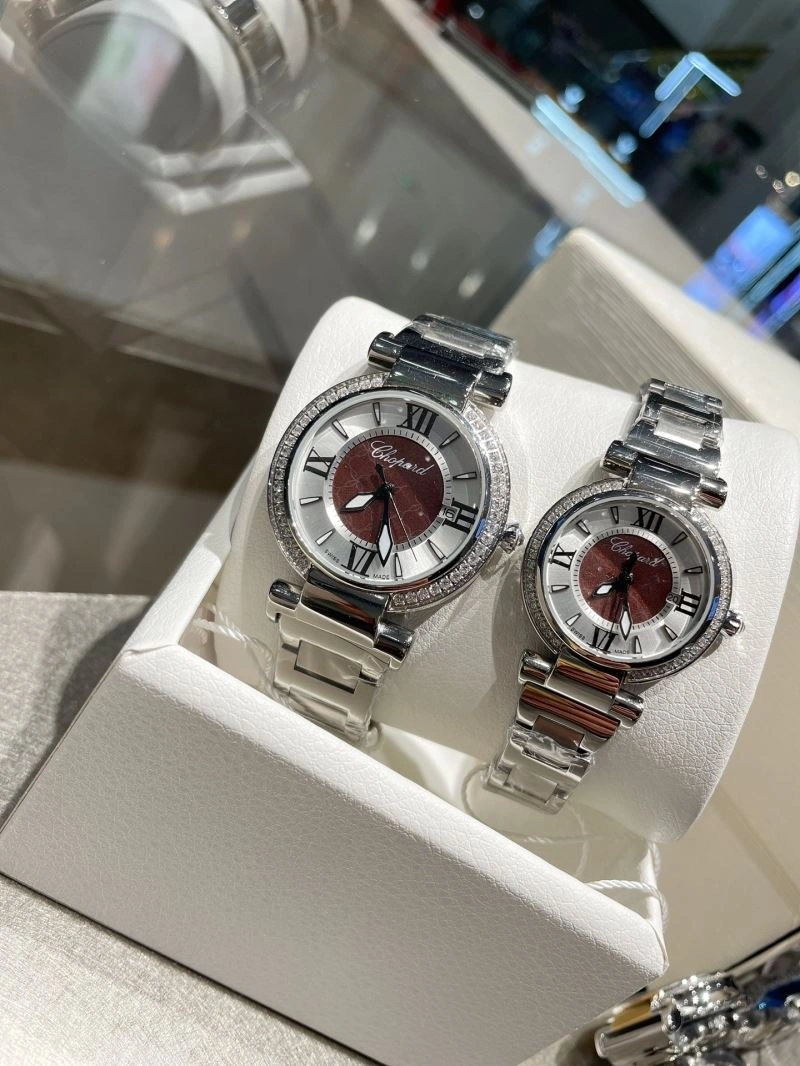 Brand-authenticated CHOPARD Watches