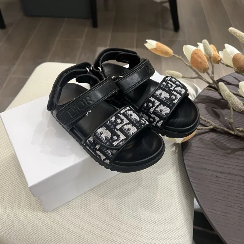 Bargain CHRISTIAN DIOR SHOES