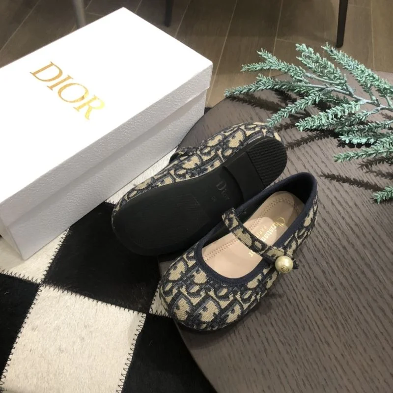 Indistinguishable CHRISTIAN DIOR SHOES