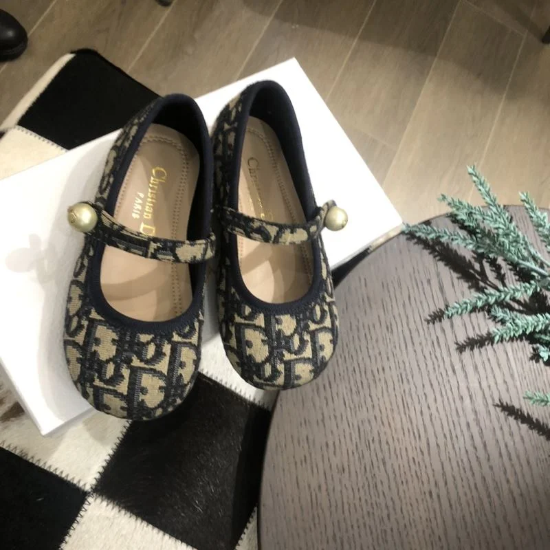 Indistinguishable CHRISTIAN DIOR SHOES