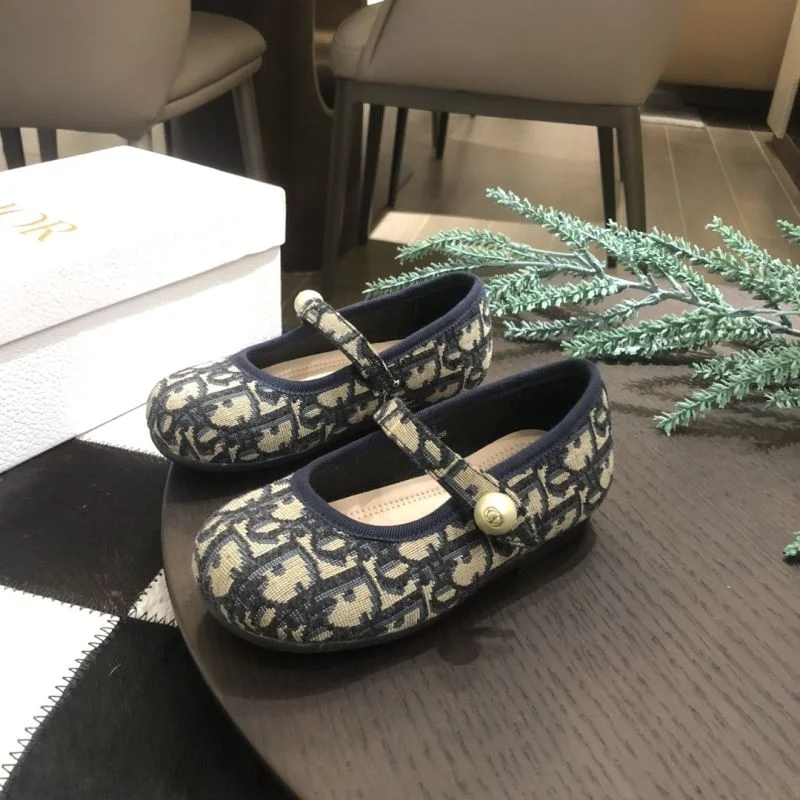 Indistinguishable CHRISTIAN DIOR SHOES