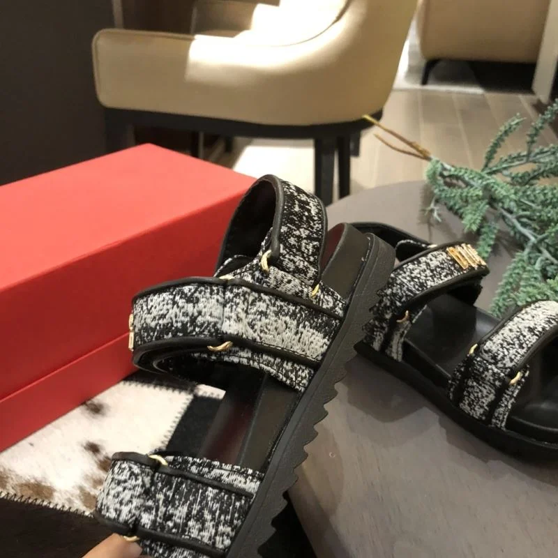 Reasonably priced CHRISTIAN DIOR SHOES
