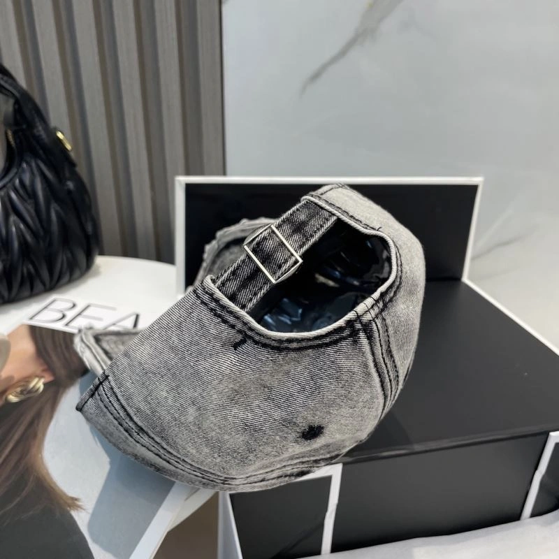 Cut-rate Calvin Klein Caps