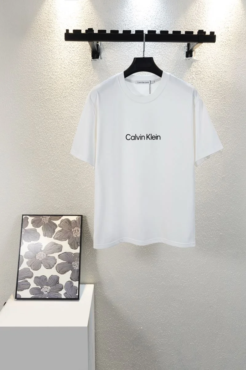Calvin Klein T-Shirts