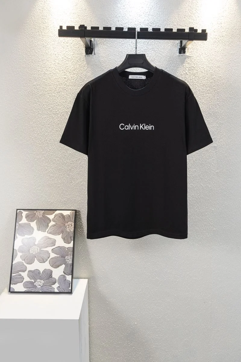 Calvin Klein T-Shirts