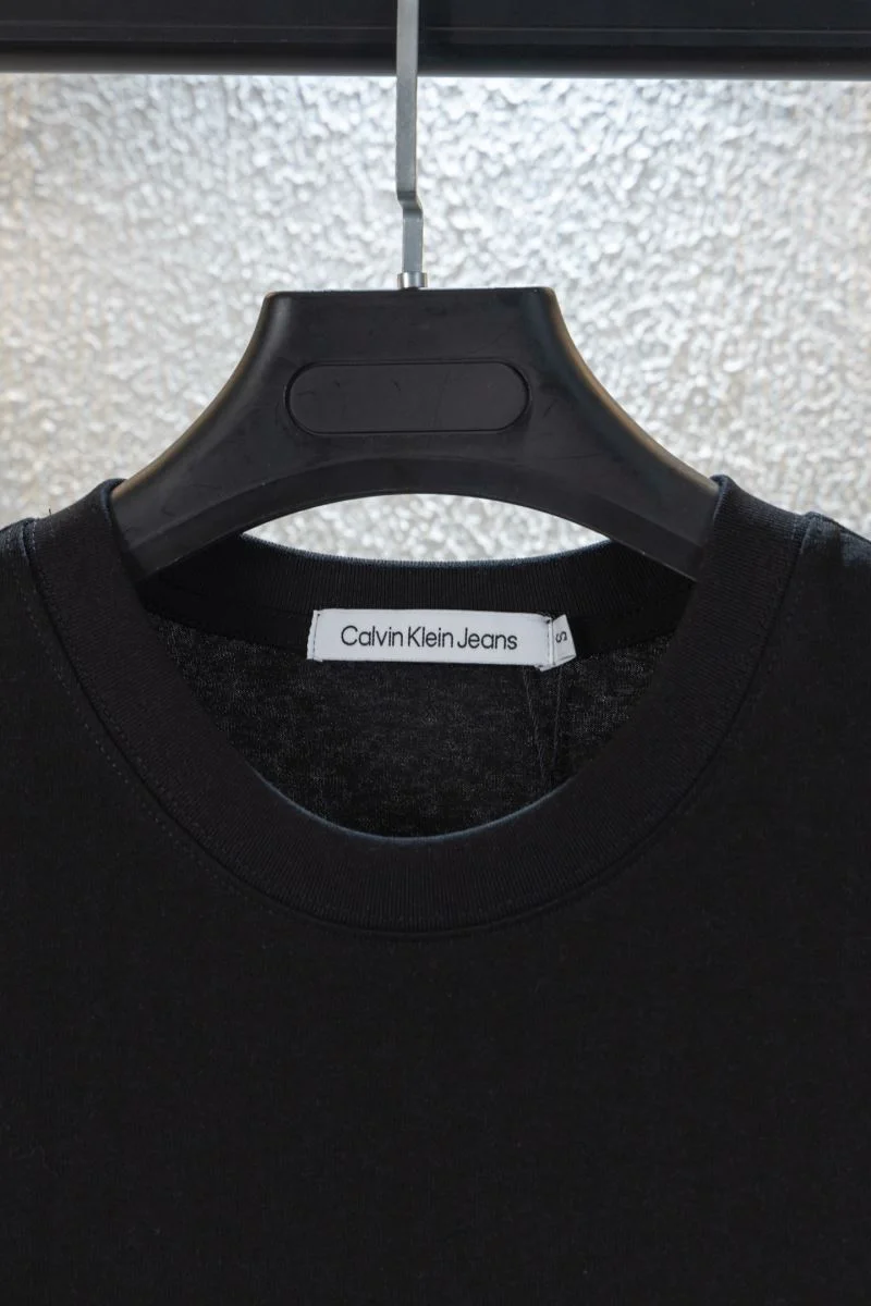 Top match Calvin Klein T-Shirts
