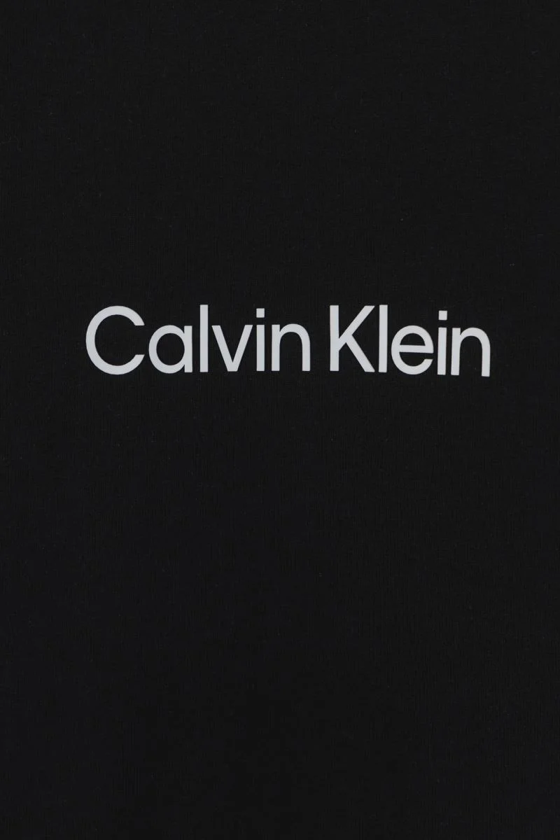 Top match Calvin Klein T-Shirts