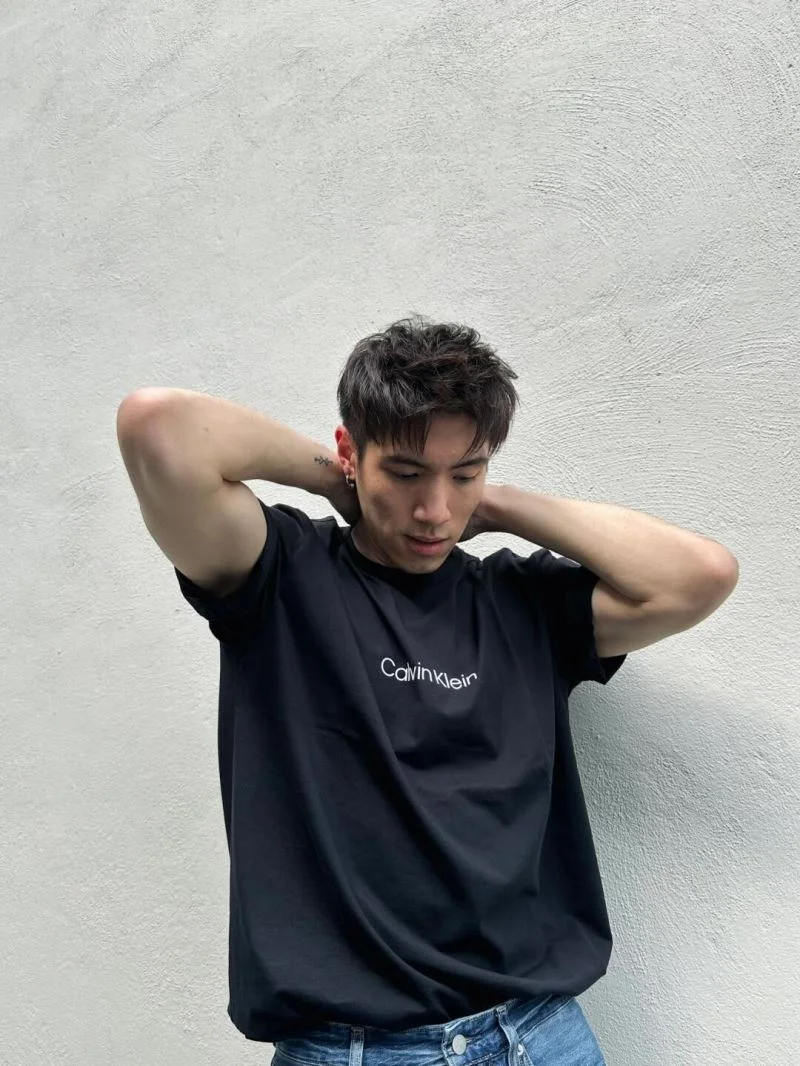 Top match Calvin Klein T-Shirts