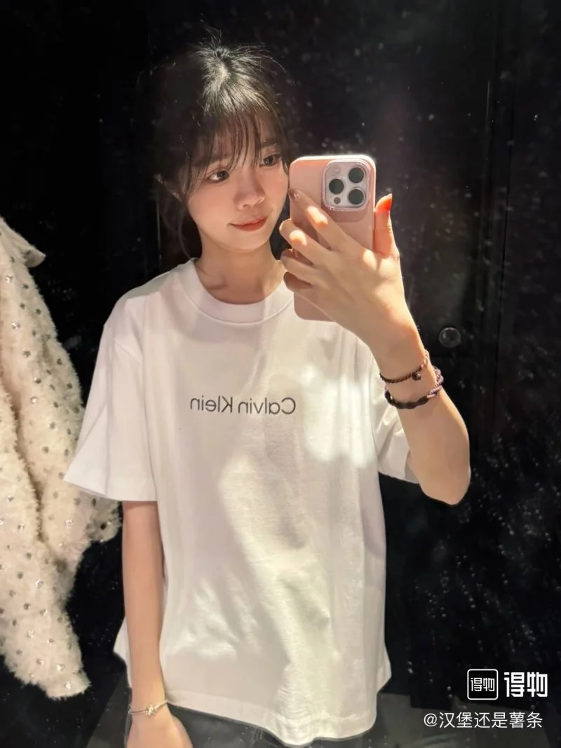 Top match Calvin Klein T-Shirts