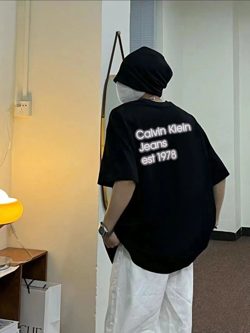 Inexpensive Calvin Klein T-Shirts