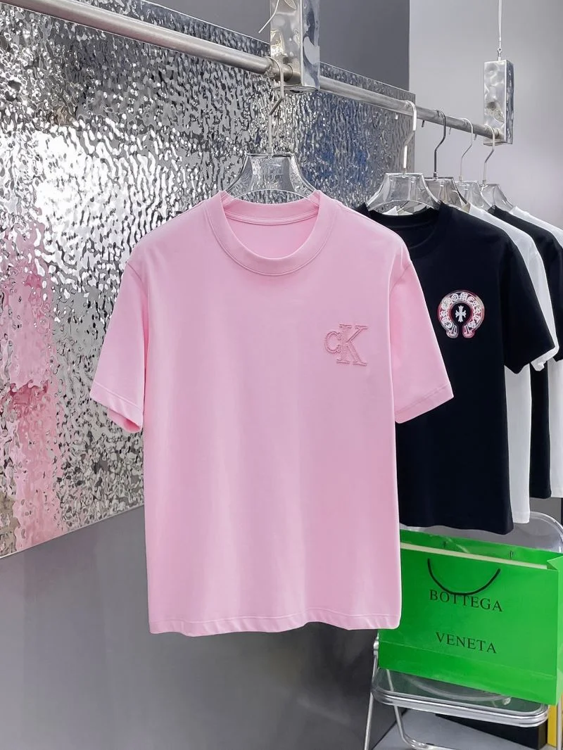 Calvin Klein T-Shirts