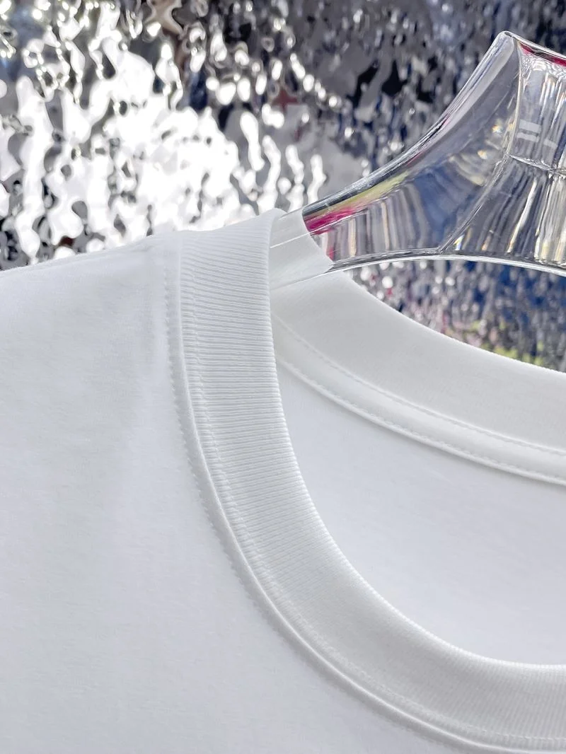 Bargain Calvin Klein T-Shirts