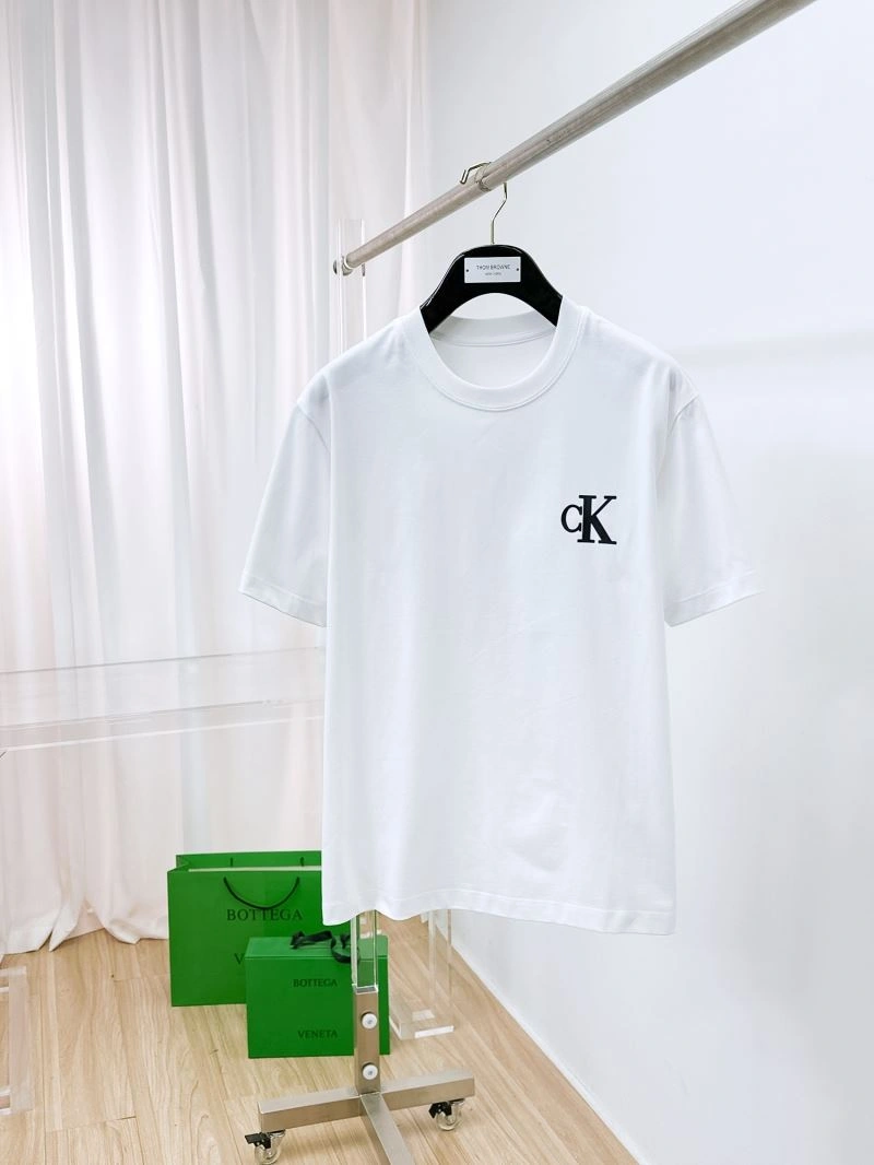 Calvin Klein T-Shirts