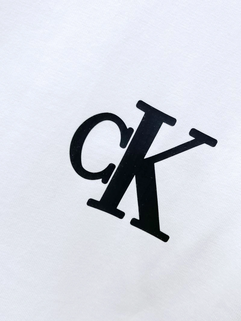 Affordable Calvin Klein T-Shirts