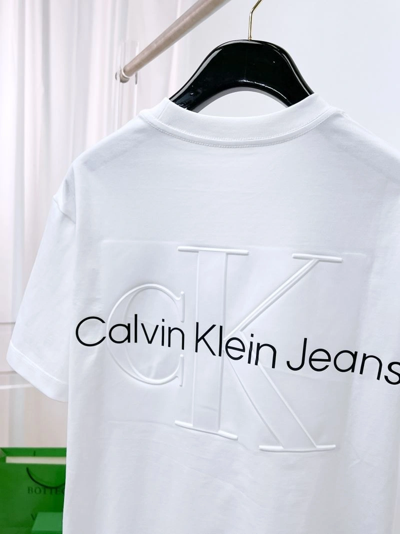 Affordable Calvin Klein T-Shirts