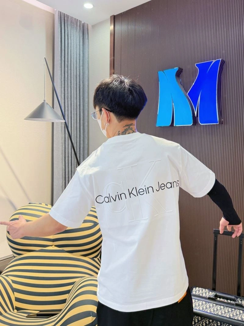 Top mirror Calvin Klein T-Shirts