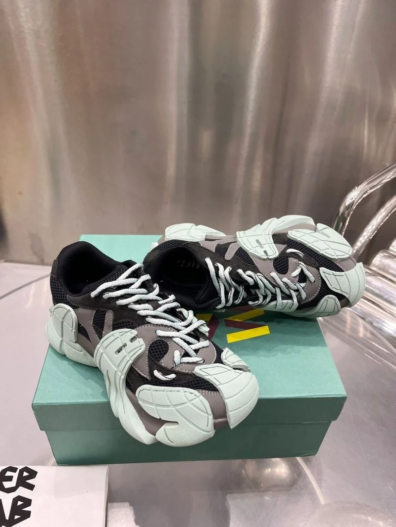 Low-cost Camper Shoes