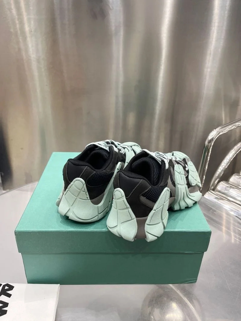 Low-cost Camper Shoes