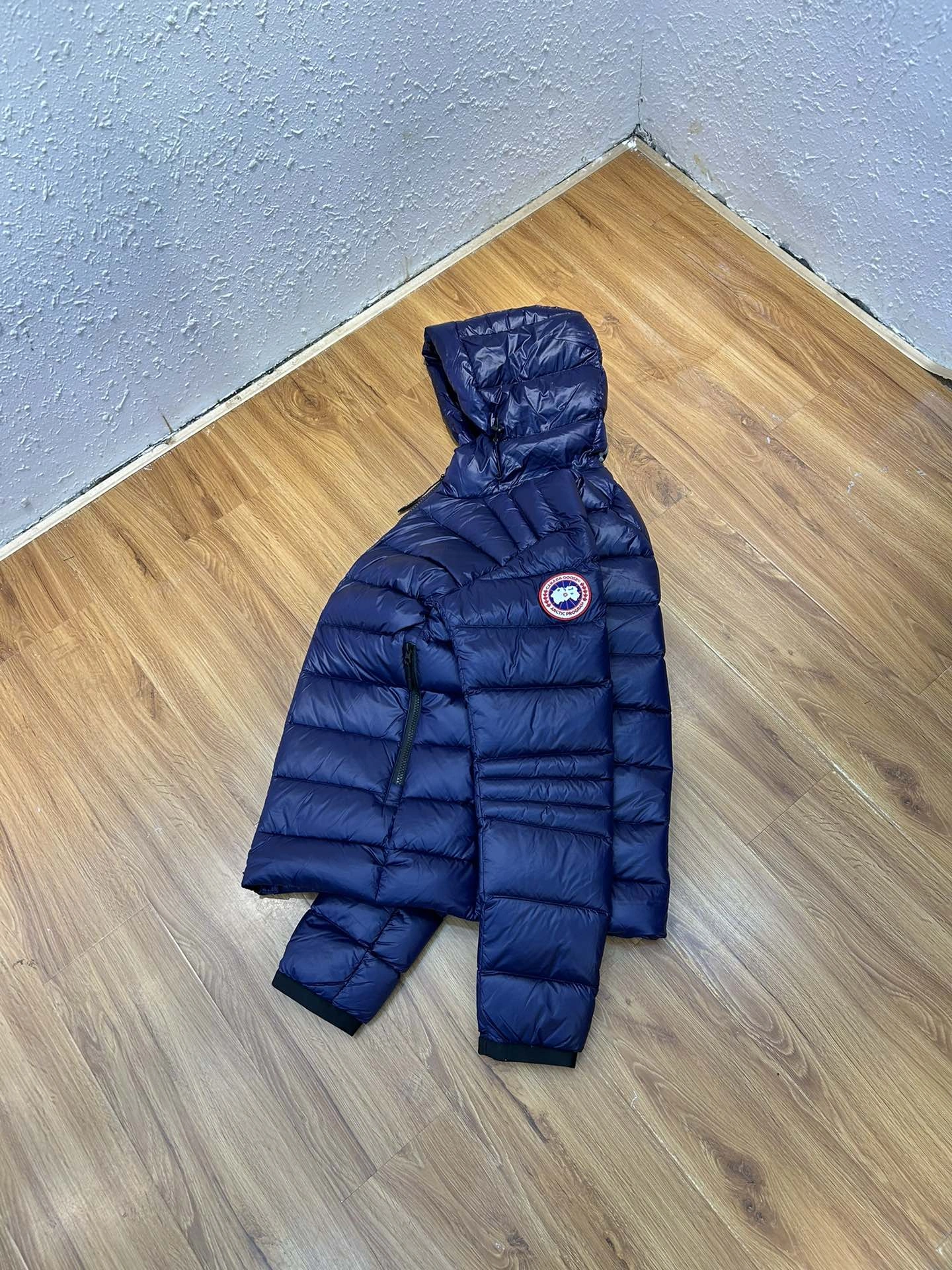 Reasonably priced Canada Goose Down Jackets