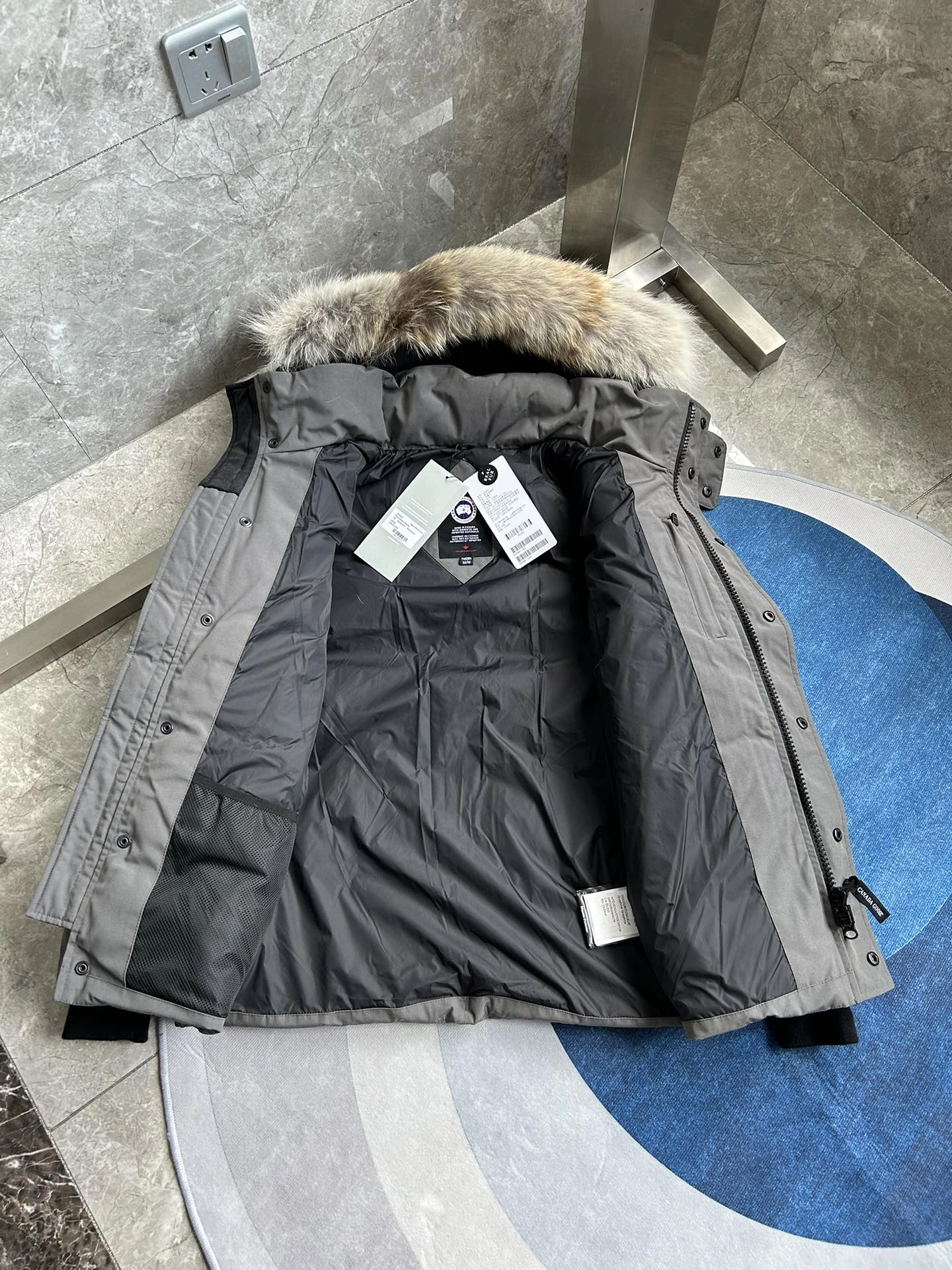 Brand-original Canada Goose Down Jackets
