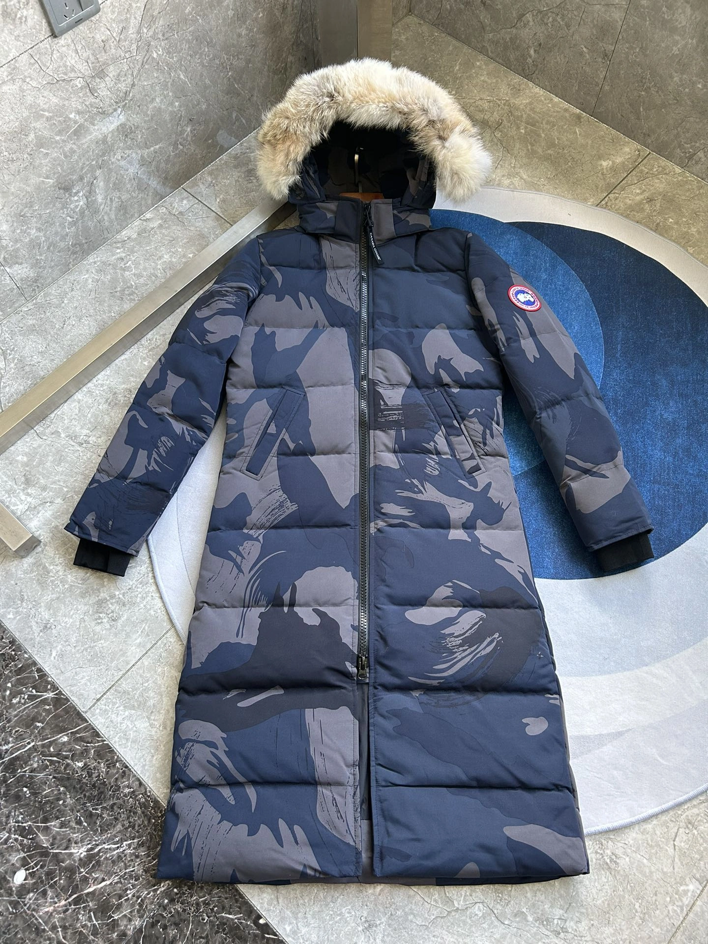 Reasonably priced Canada Goose Down Jackets