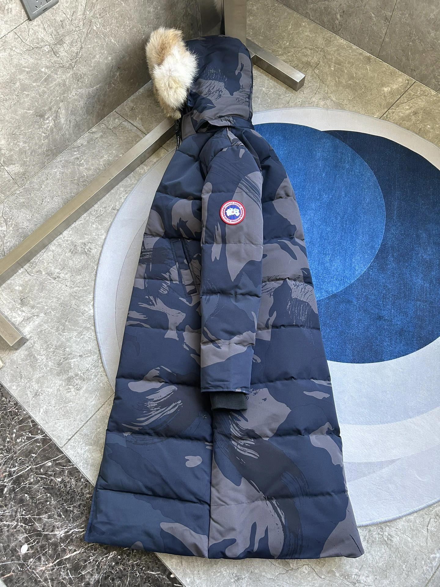 Reasonably priced Canada Goose Down Jackets