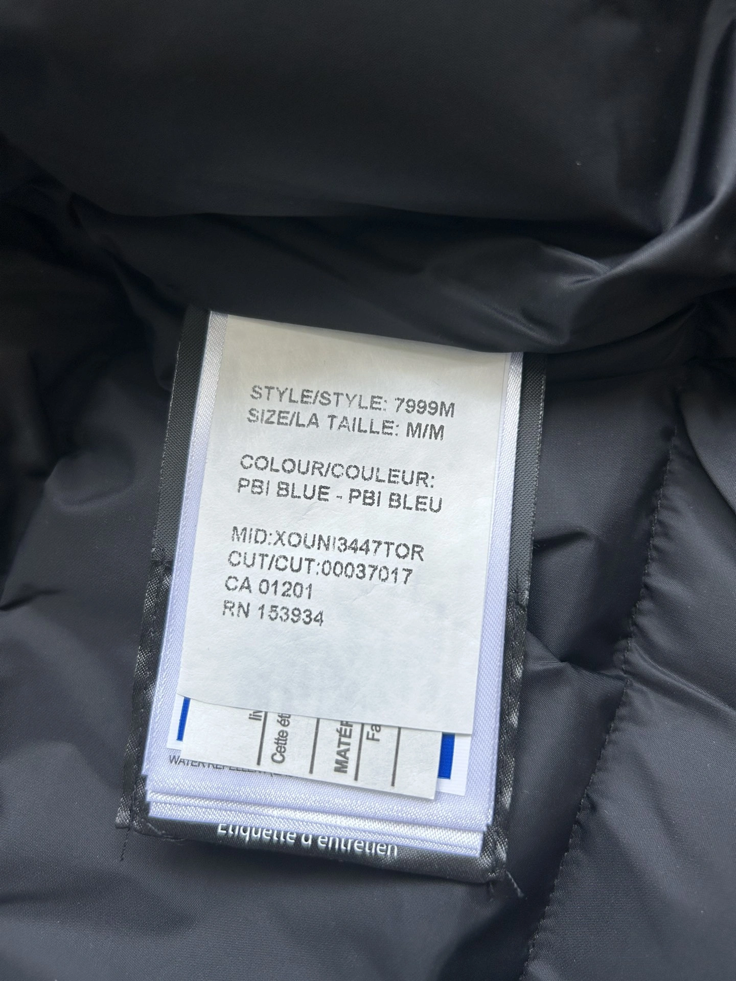 Indistinguishable Canada Goose Down Jackets